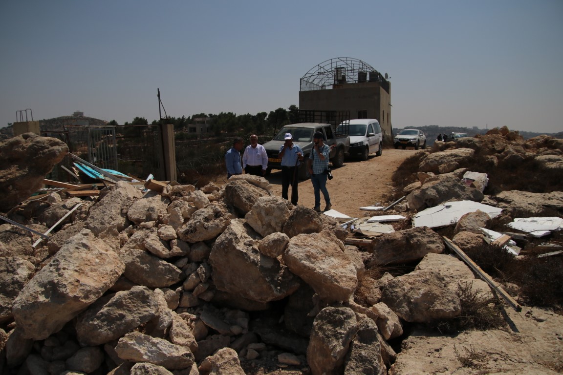 Settlers Establish a new Outpost near Beit 'Awwa and the IDF Blocks the ...